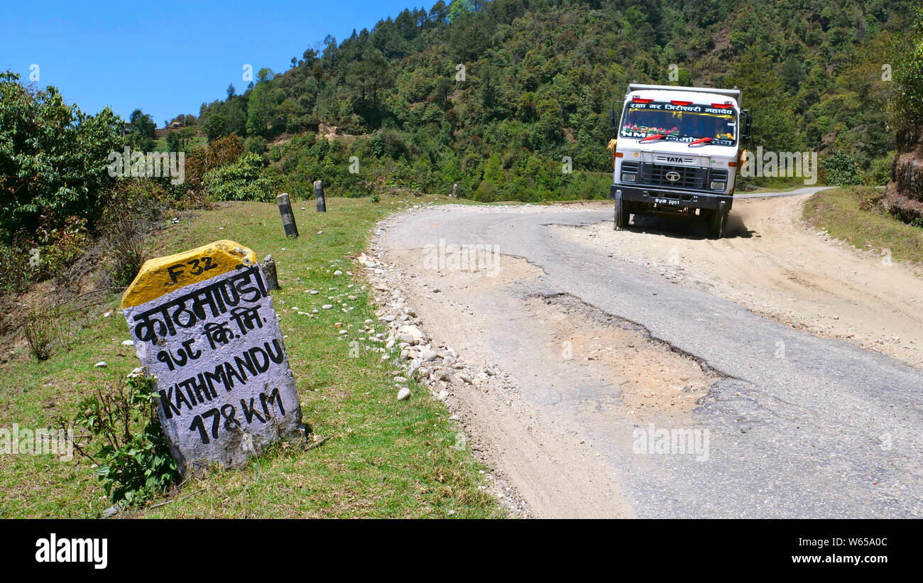 Nepal truck hi-res stock photography and images - Alamy
