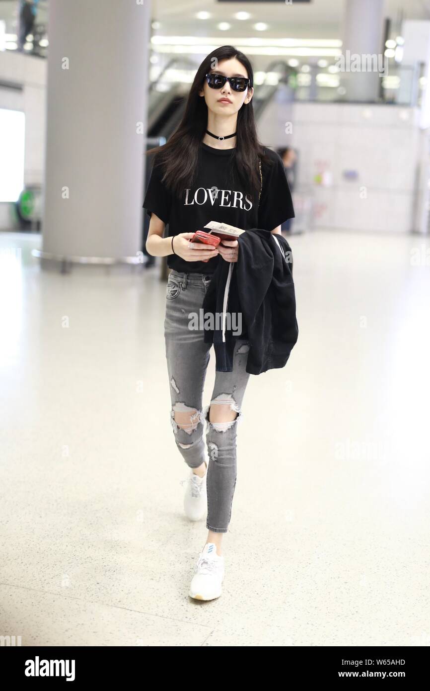 Chinese model Xi Mengyao, better known as Ming Xi, arrives at the ... Chinese model Xi Mengyao, better known as Ming Xi, arrives at the ...