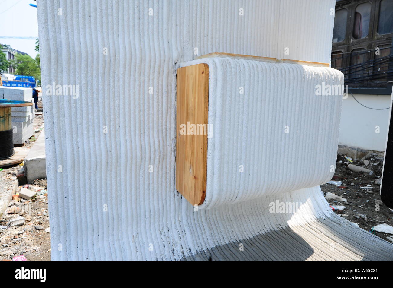 3d printed bus hi-res stock photography and images - Alamy