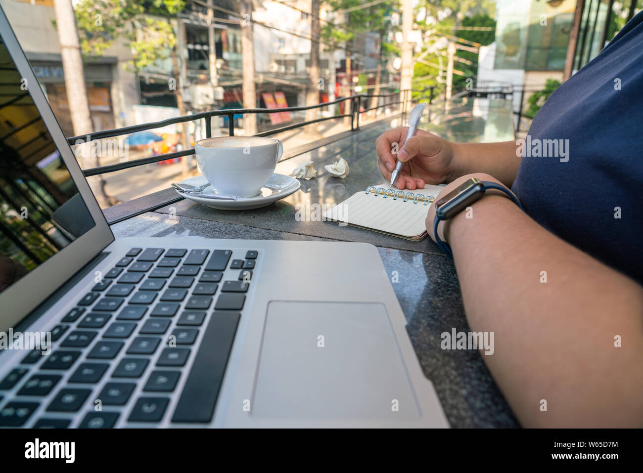 Human hands writing notebook hi-res stock photography and images - Alamy