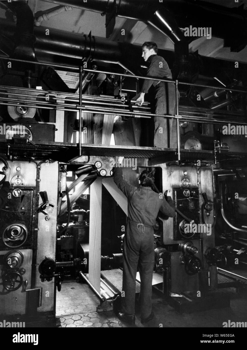 Rotary printing machine hi-res stock photography and images - Alamy