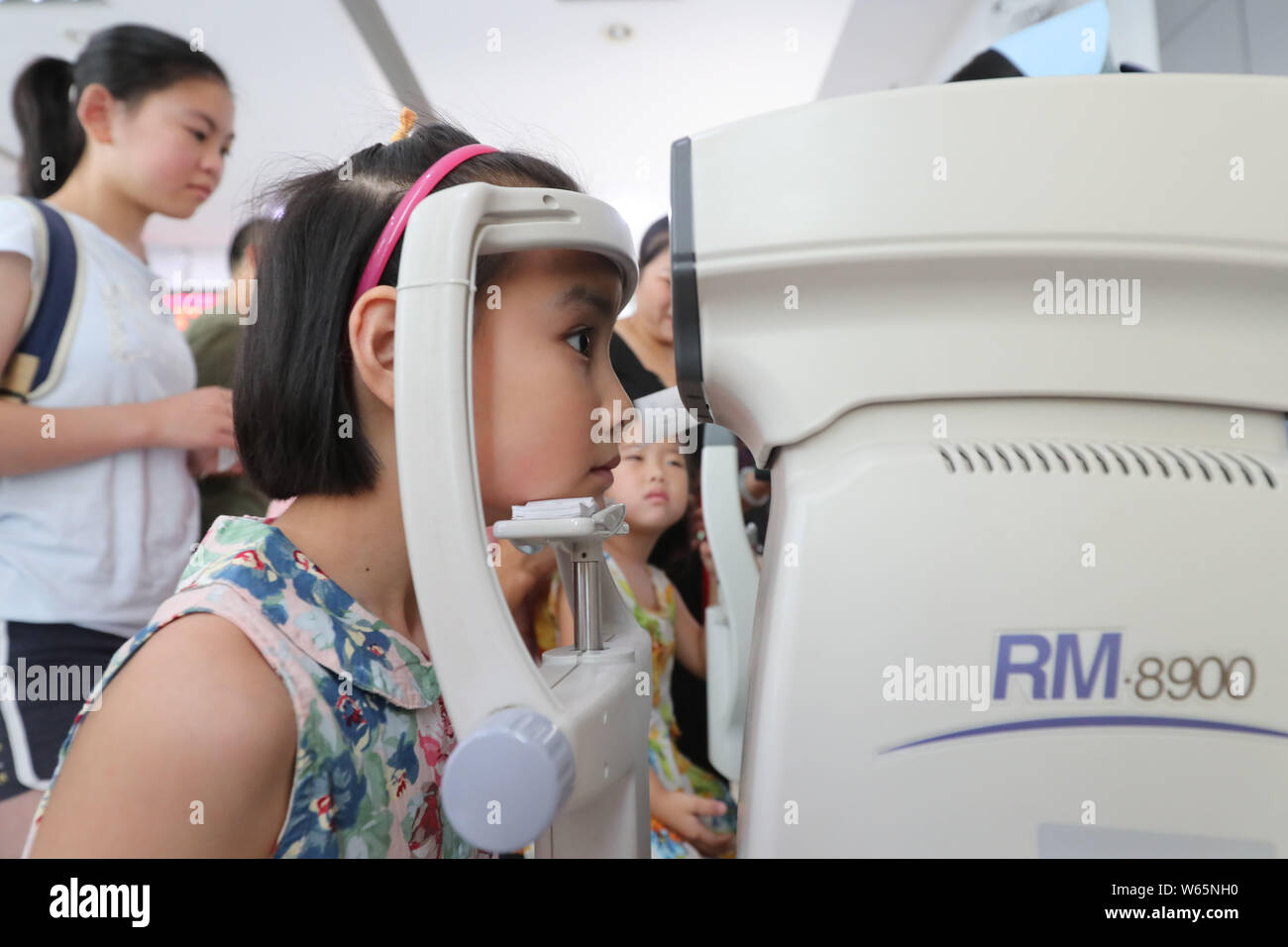Myopia child hi-res stock photography and images - Alamy