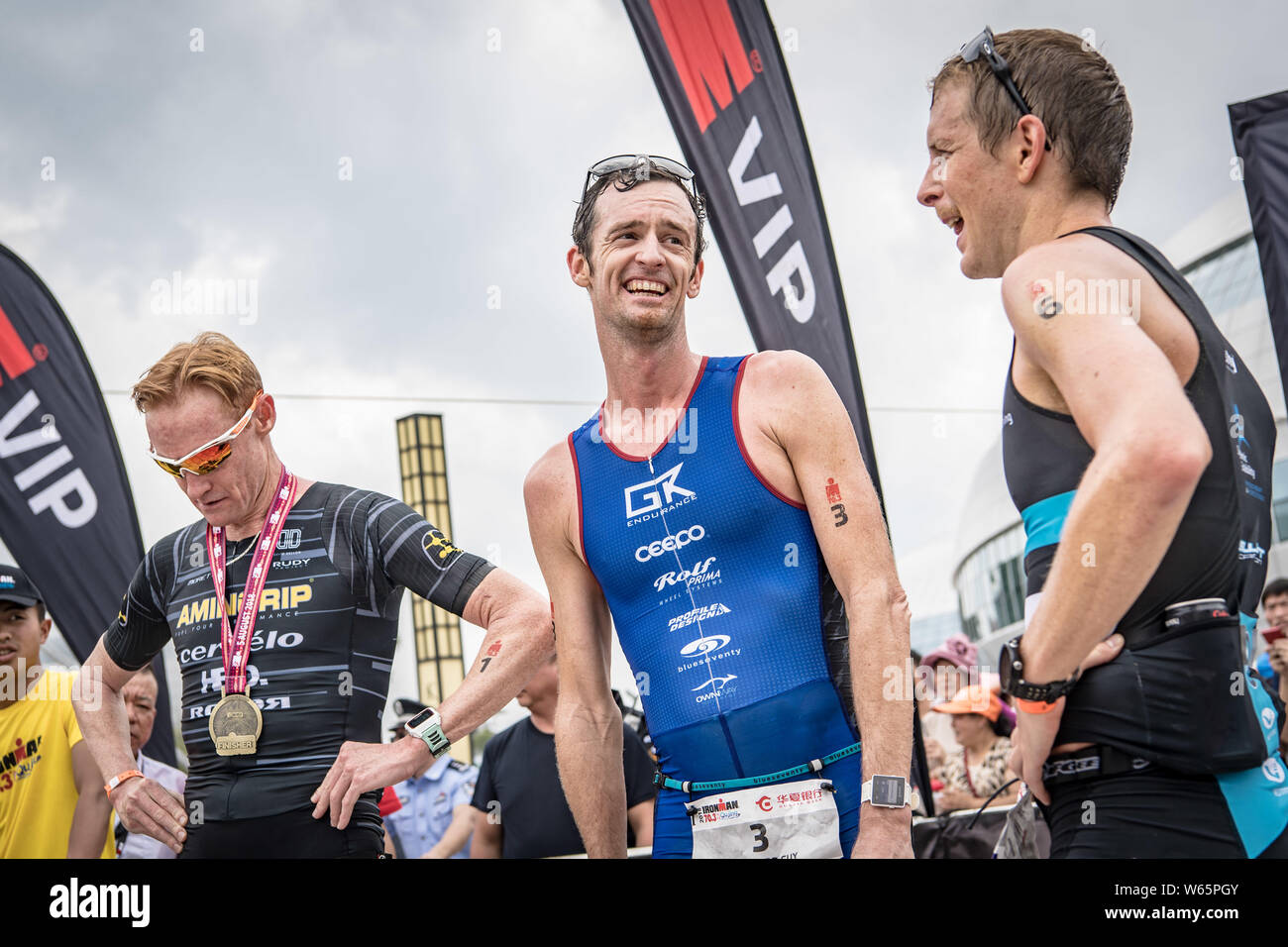 Dellow hi-res stock photography and images - Alamy