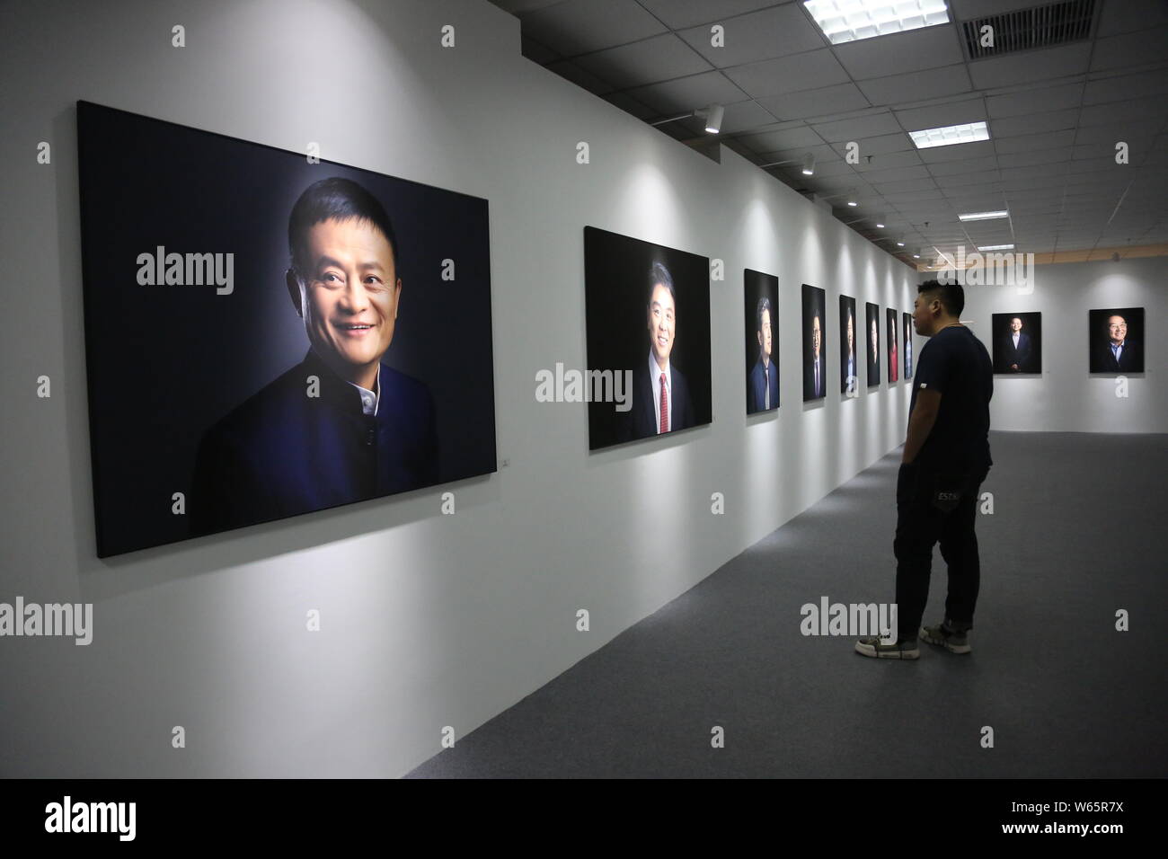 Yun yun sol hi-res stock photography and images - Alamy