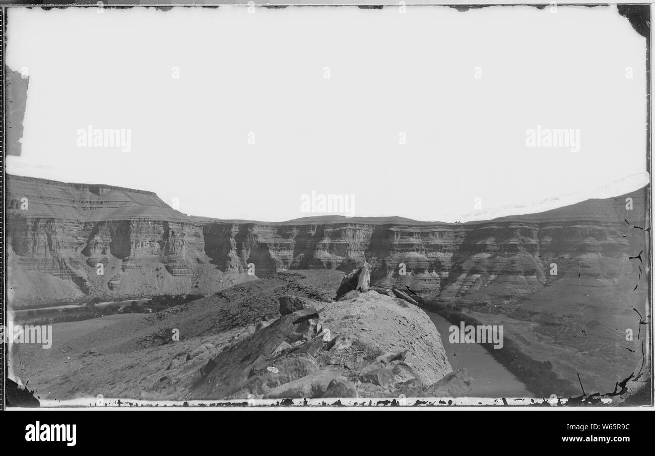 Green River, Canyon of Desolation. Sumner's Amphitheater Stock Photo ...
