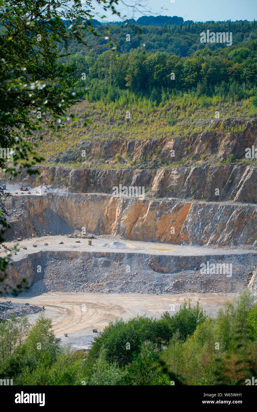 Chalk pit hi-res stock photography and images - Alamy