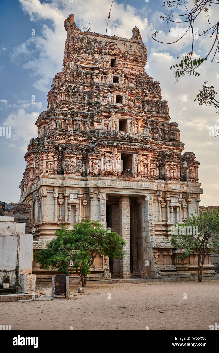 Malyavanta Raghunatha Temple, Hampi, UNESCO world heritge site ...