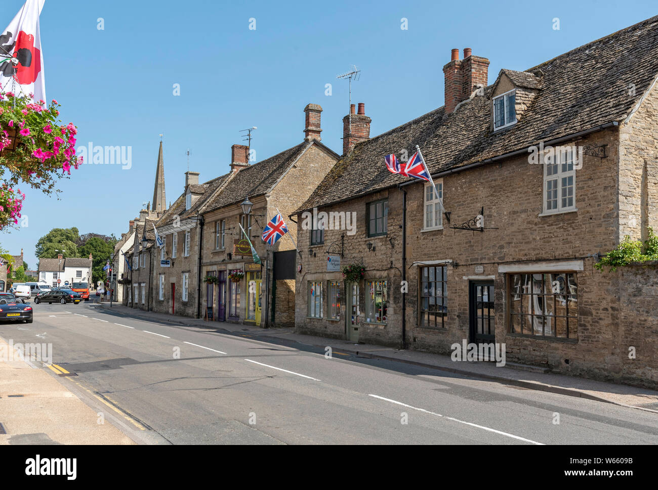 Lechlade, Gloucestershire, England, UK, The High Street at Lechlade on ...