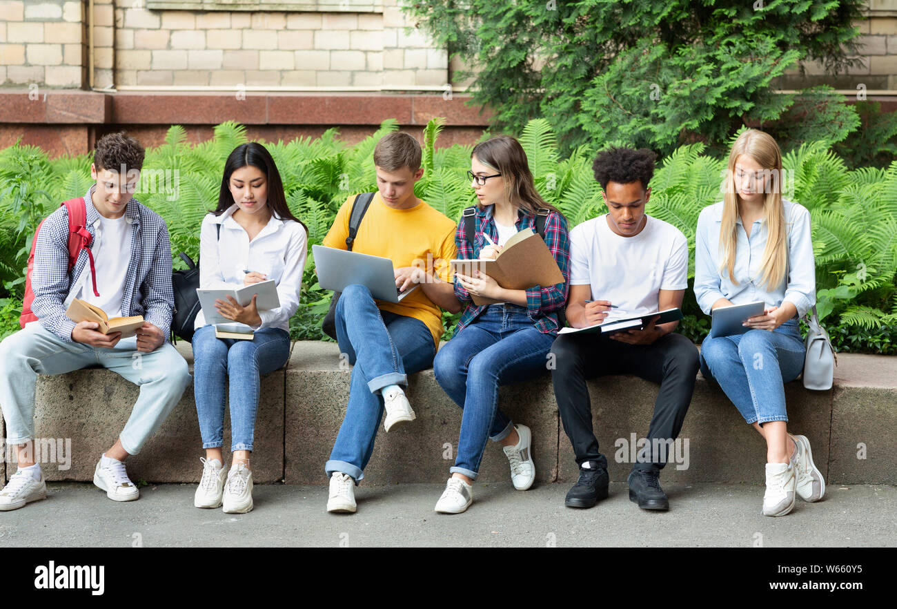 Prepare Lecture High Resolution Stock Photography and Images - Alamy