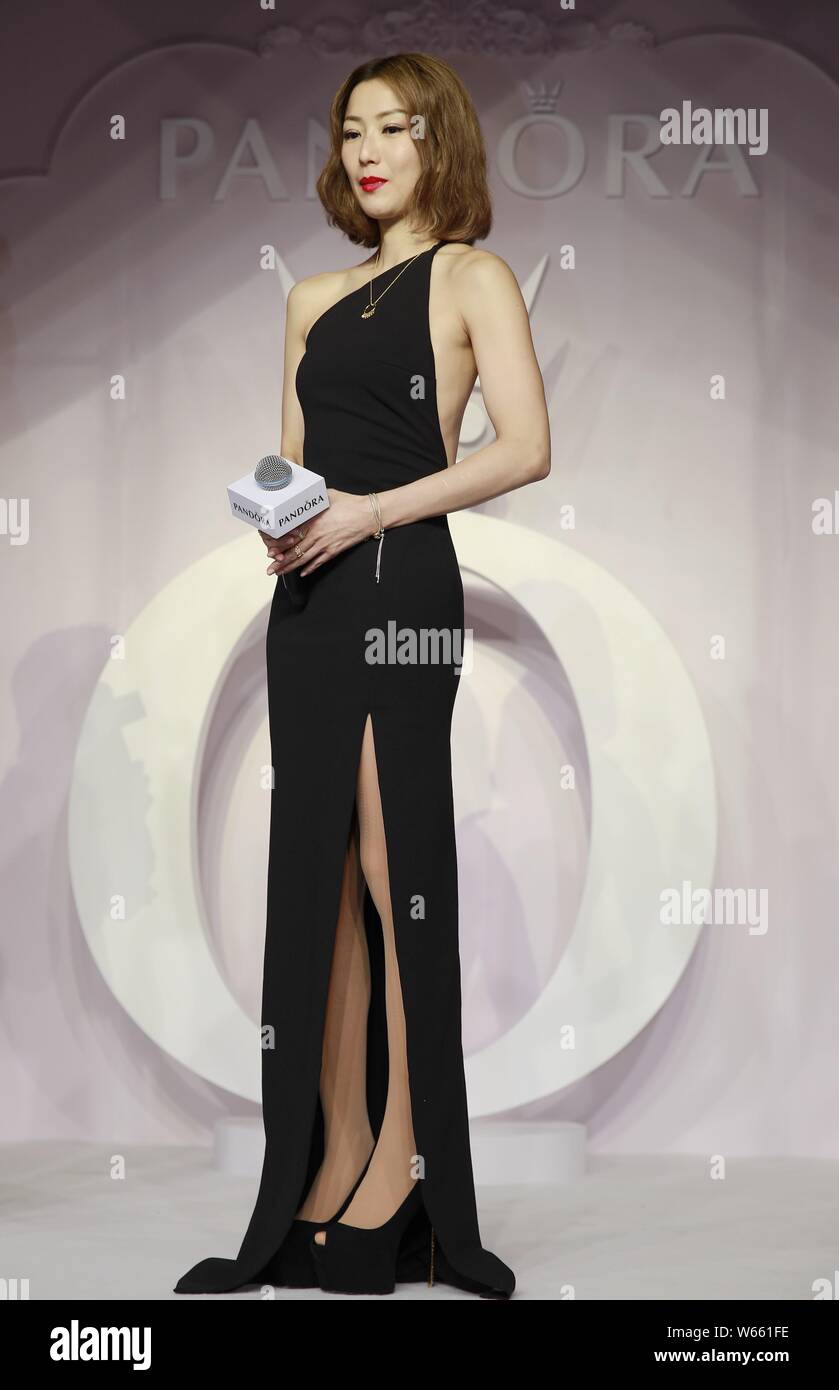 Hong kong actress singer sammi cheng hi-res stock photography and ...