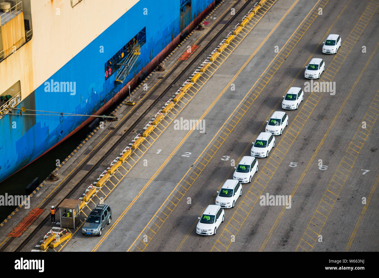 Chinese ev export hi-res stock photography and images - Alamy