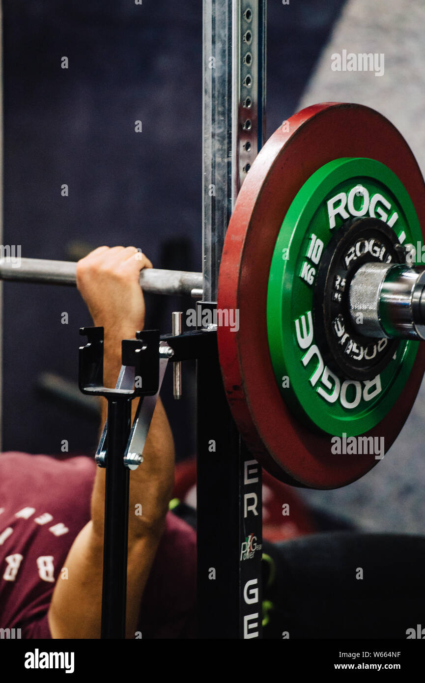 Gym weight bench hi-res stock photography and images - Alamy