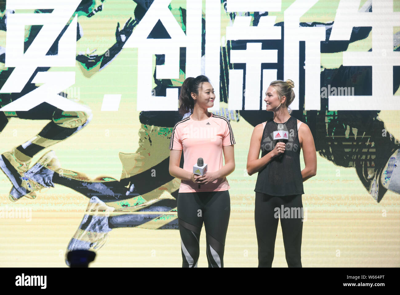 American model and entrepreneur Karlie Kloss, right, and retired ...