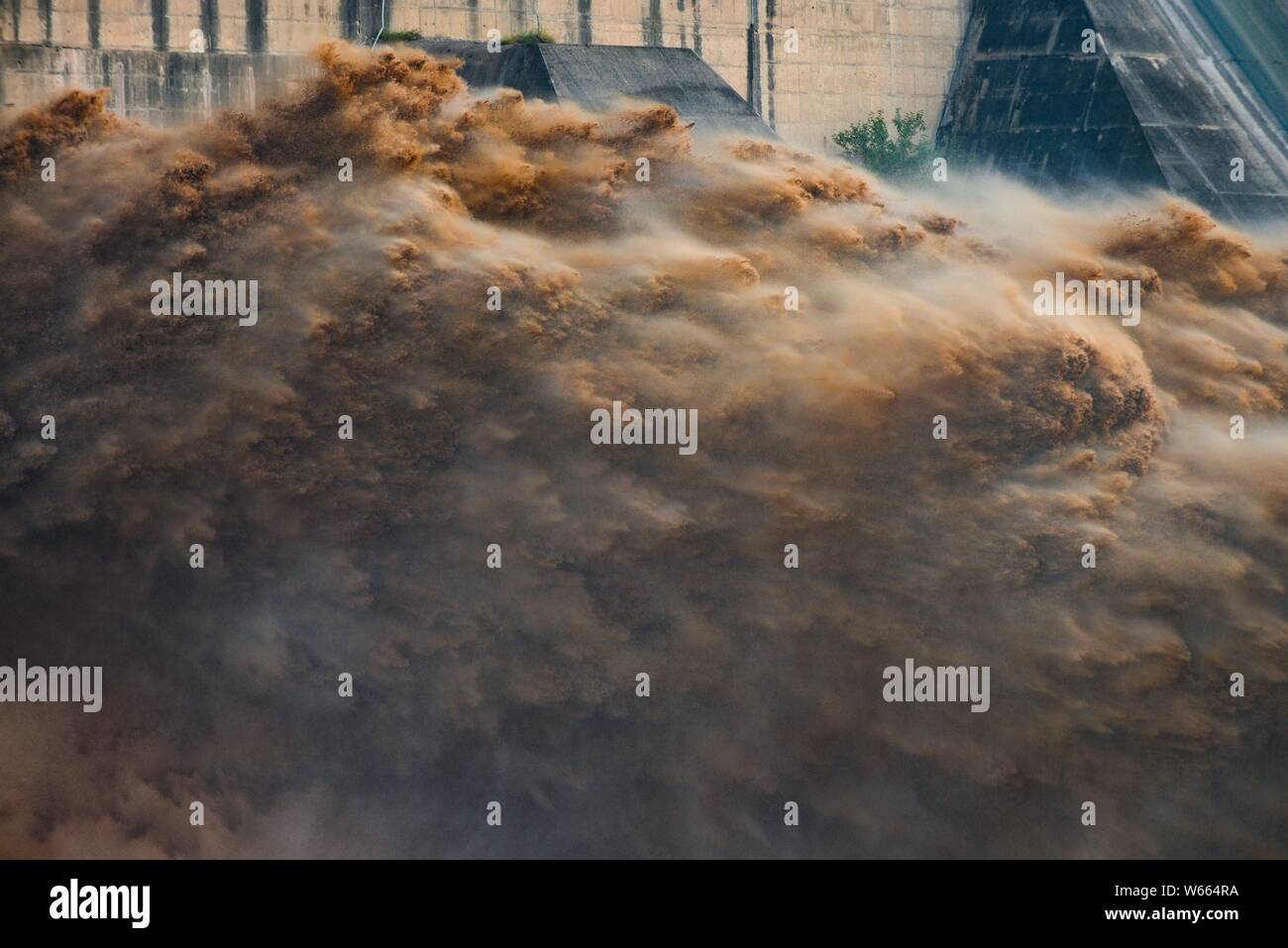 Sediment laden river hi-res stock photography and images - Alamy