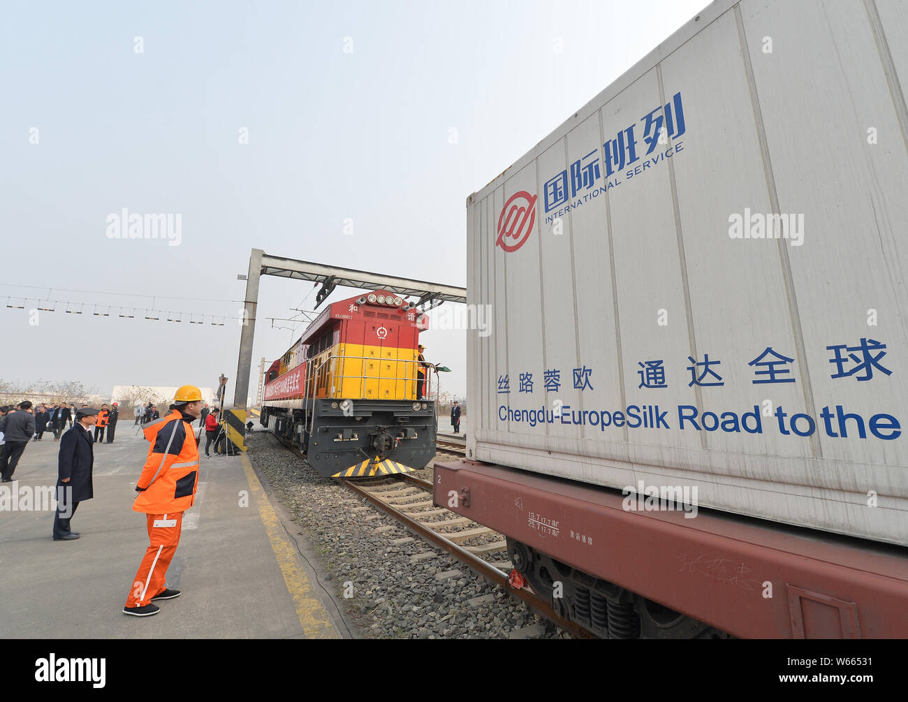 --FILE--A freight train of Chengdu-Europe Silk Road to the world is ...