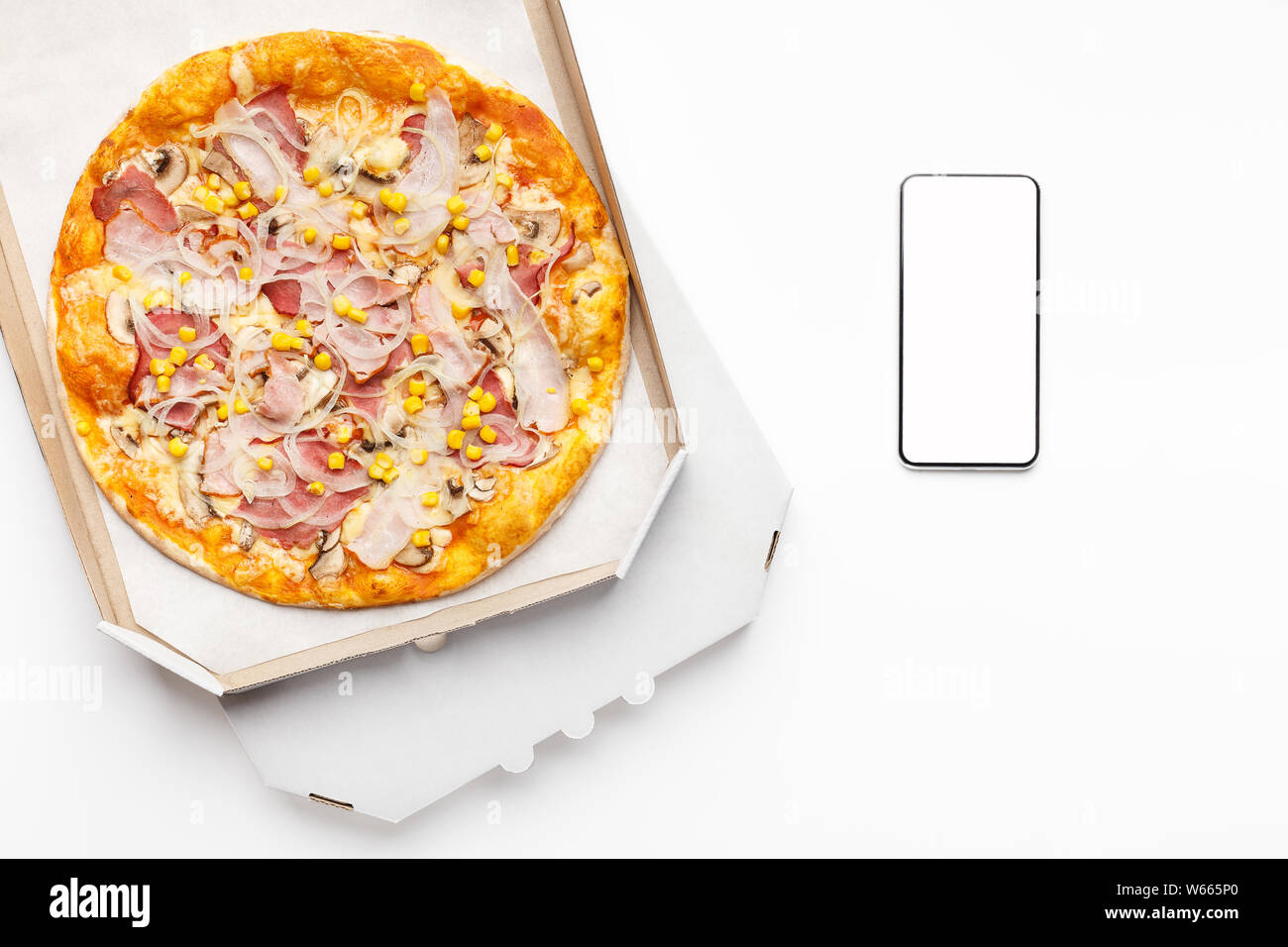 Empty pizza box eating hi-res stock photography and images - Alamy