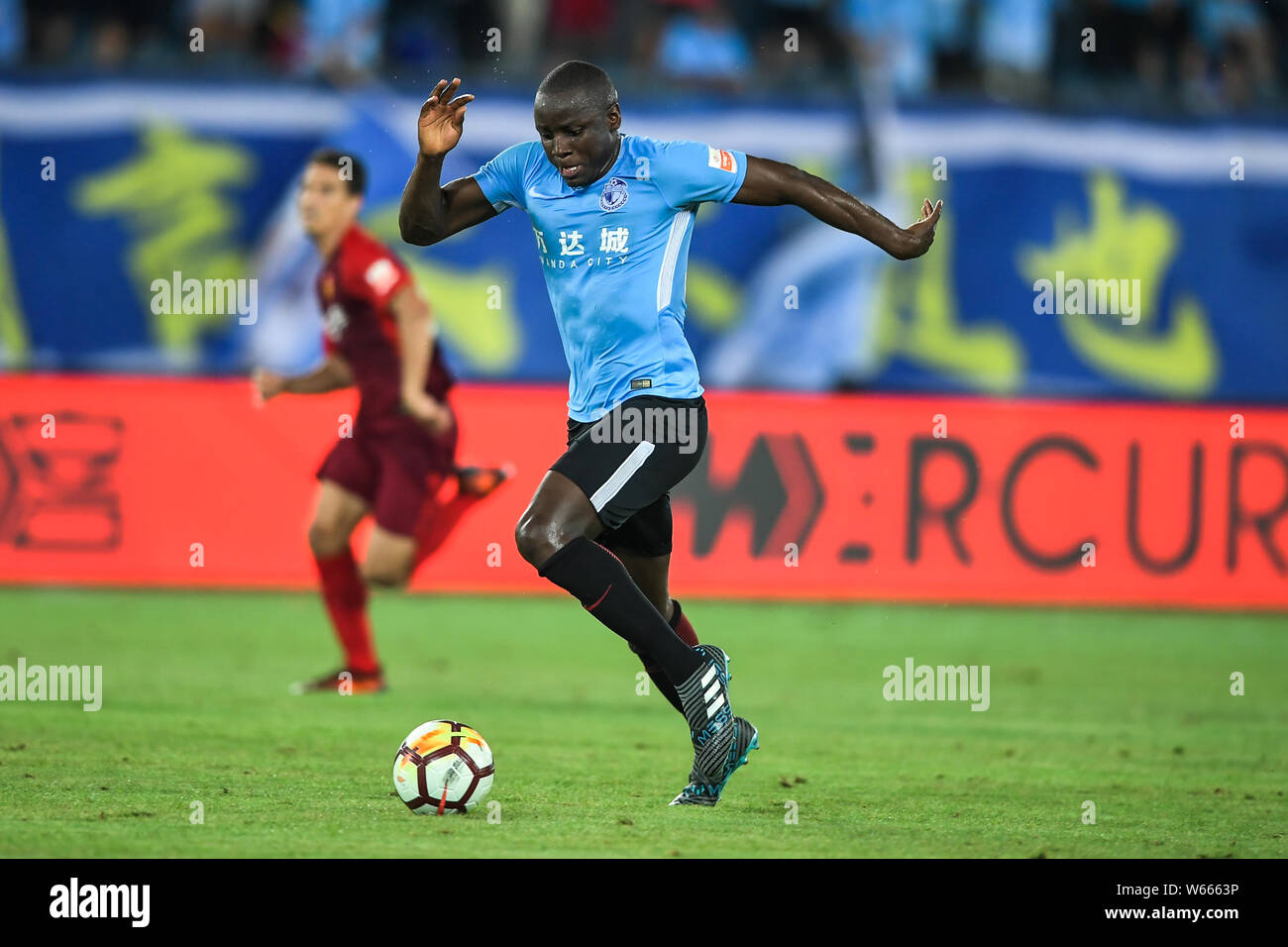 Zimbabwean soccer player hi-res stock photography and images - Alamy