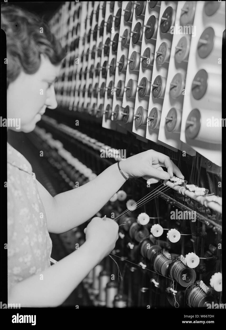 Mt. Holyoke, Massachusetts - Silk. William Skinner and Sons. Setting up ...