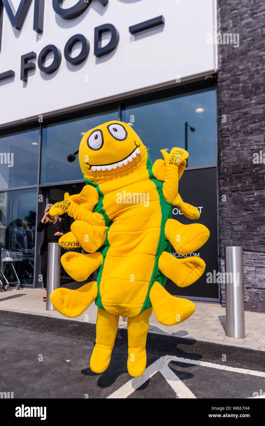 Colin The Caterpillar News Hi res Stock Photography And Images Alamy colin-the-caterpillar-news-hi-res-stock-photography-and-images-alamy
