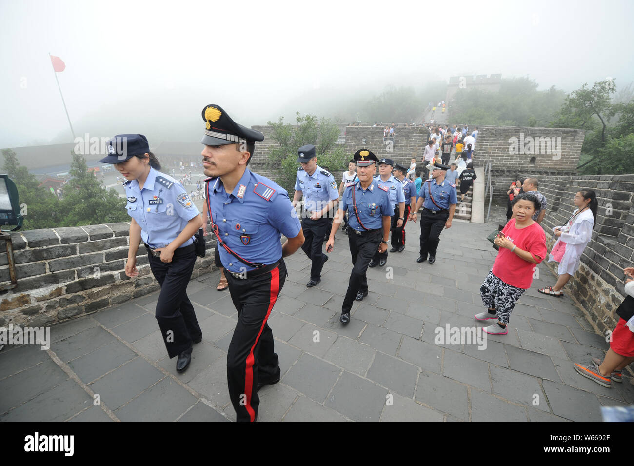 Italian chinese wall hi-res stock photography and images - Alamy