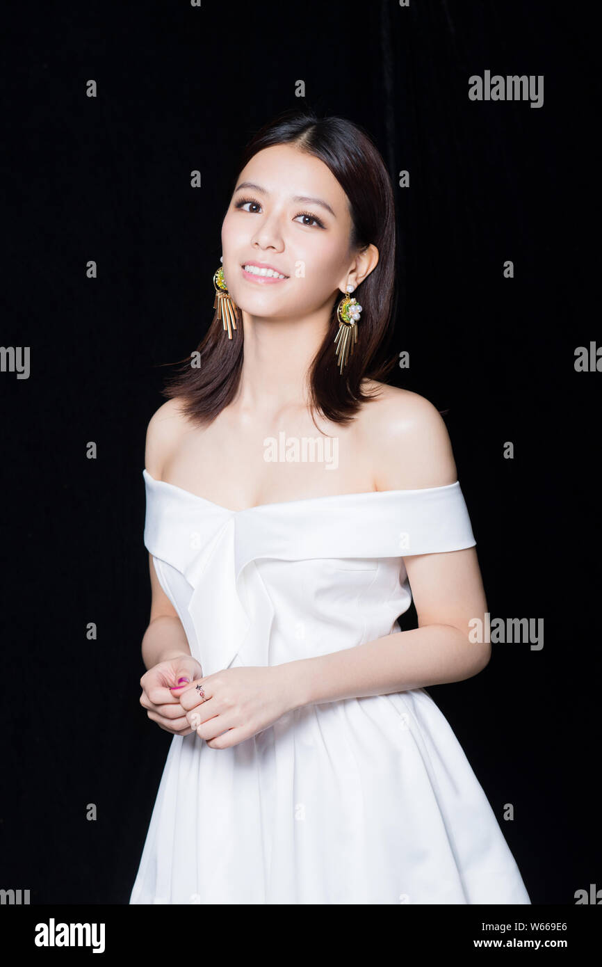 Vivian sung hi-res stock photography and images - Alamy