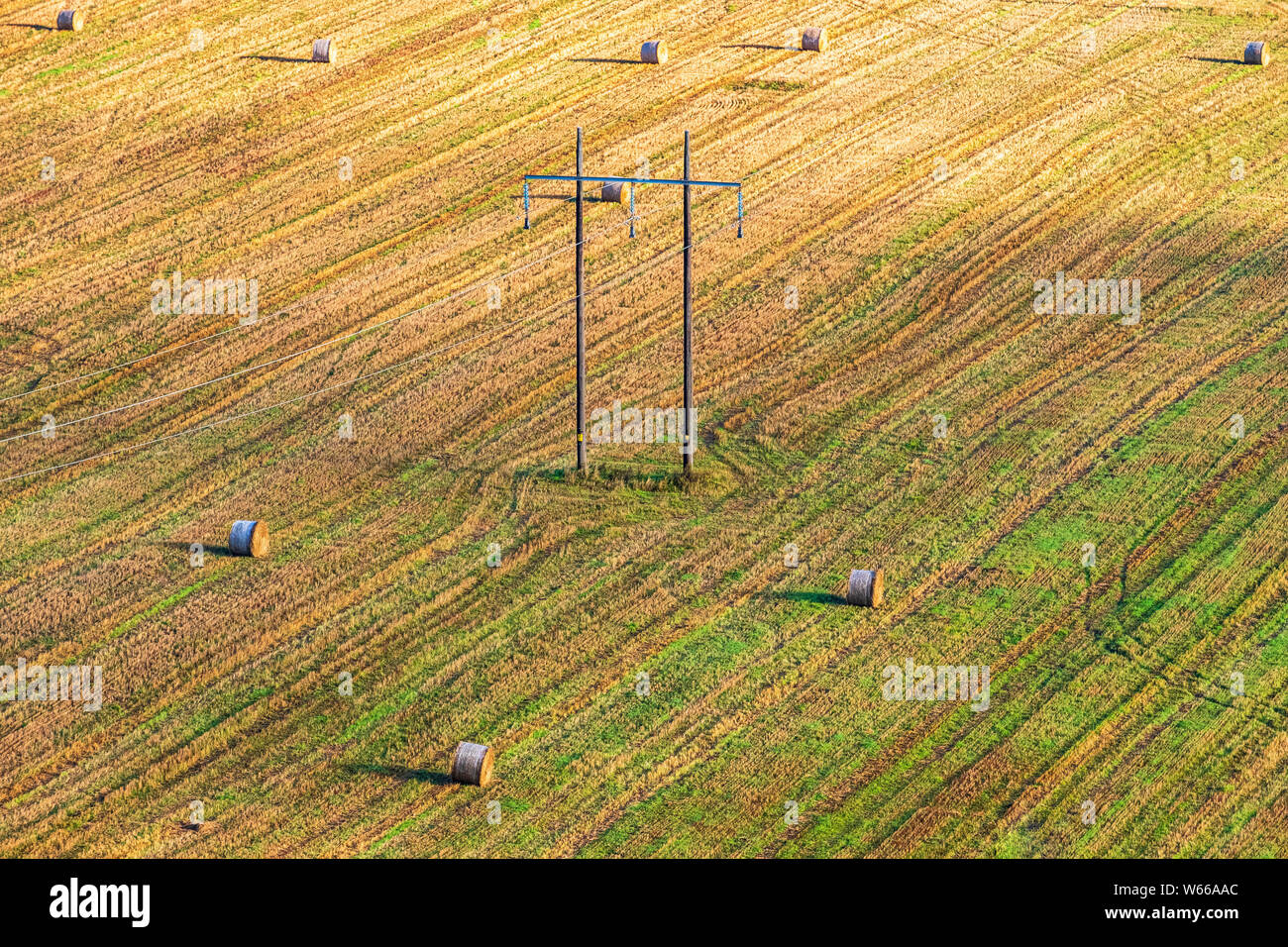 Powerline aerial hi-res stock photography and images - Alamy
