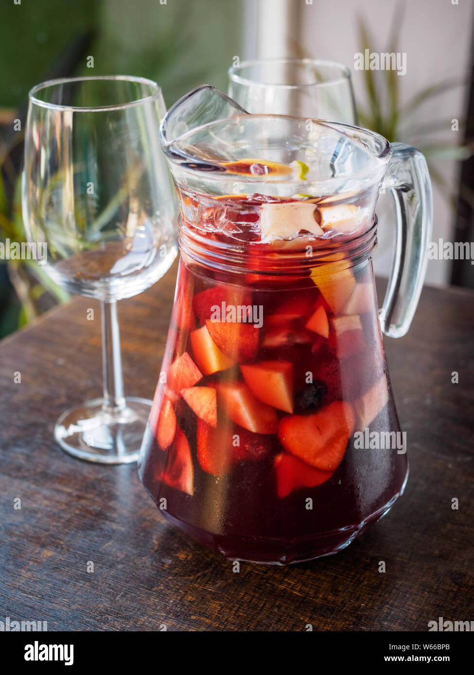 typical spanish sangria drink on a pitcher with glasses Stock Photo - Alamy