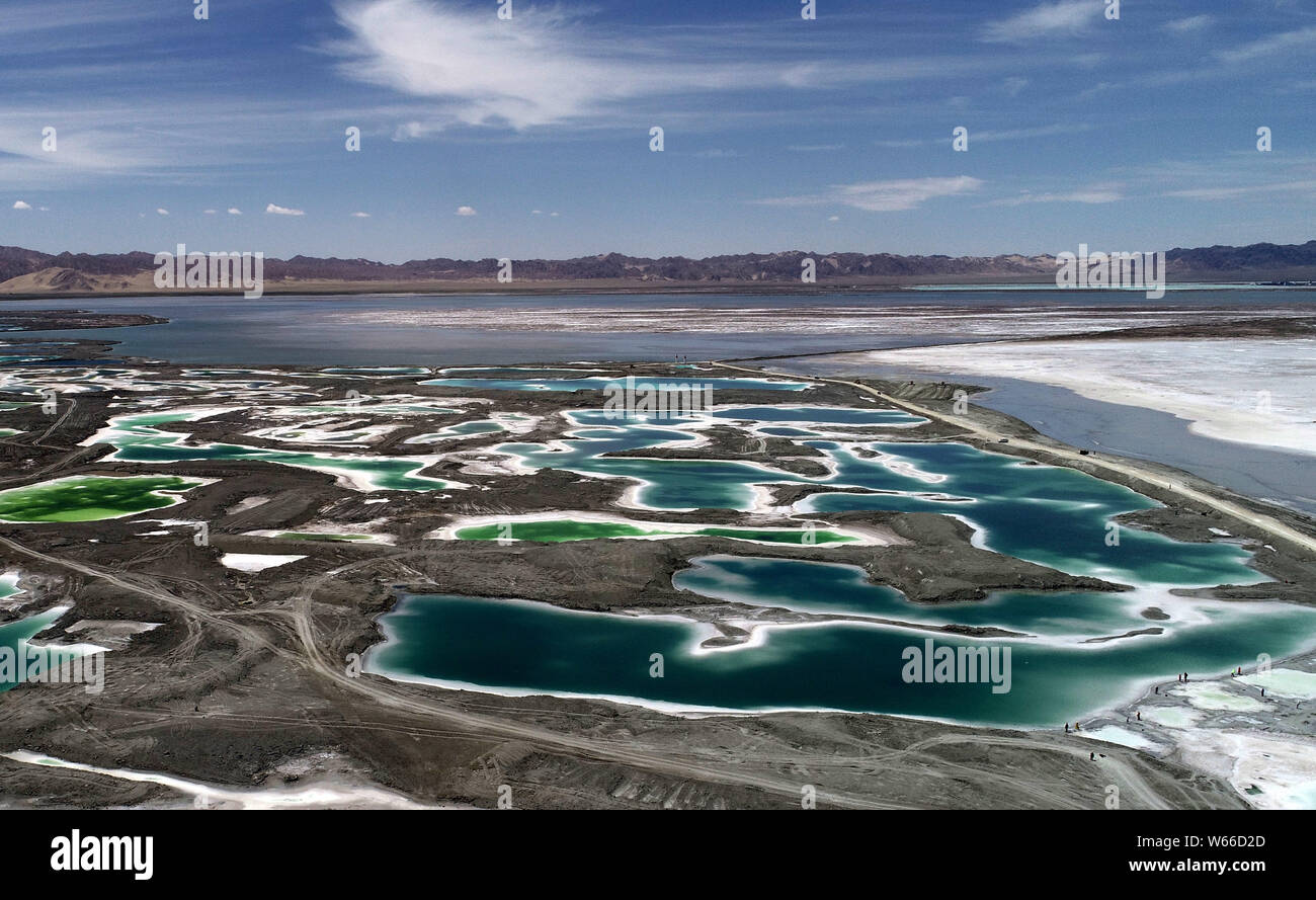 Aerial view of the Da Qaidam salt lake featuring the shape of emeralds ...