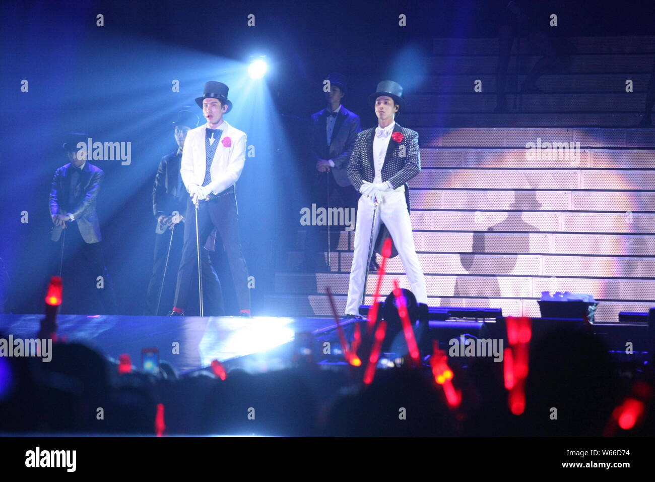 Singers and actors Shim Chang-min, also known by his stage name Max ...