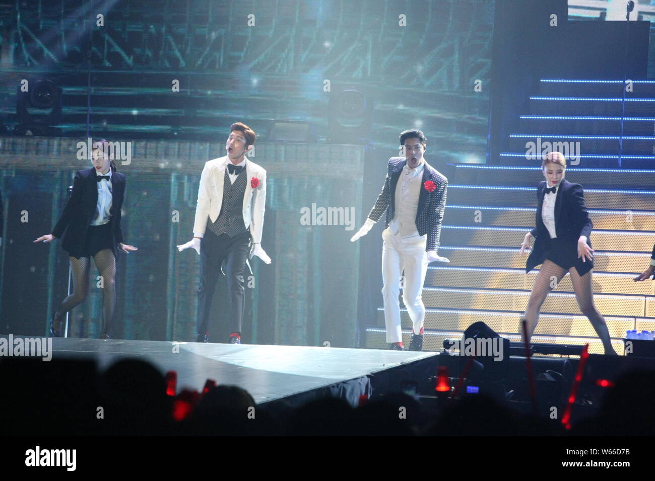 Singers and actors Shim Chang-min, also known by his stage name Max ...