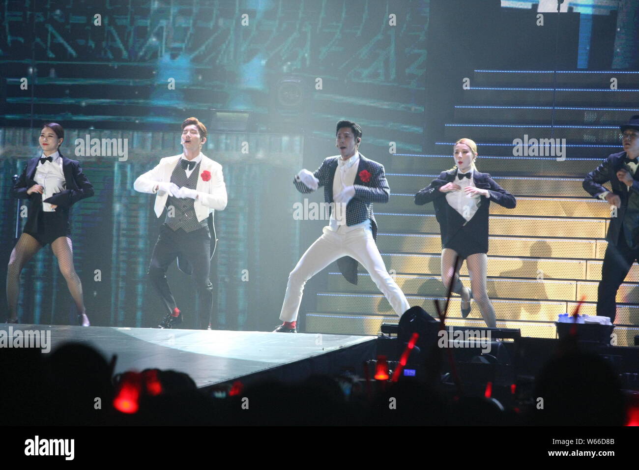 Singers and actors Shim Chang-min, also known by his stage name Max ...