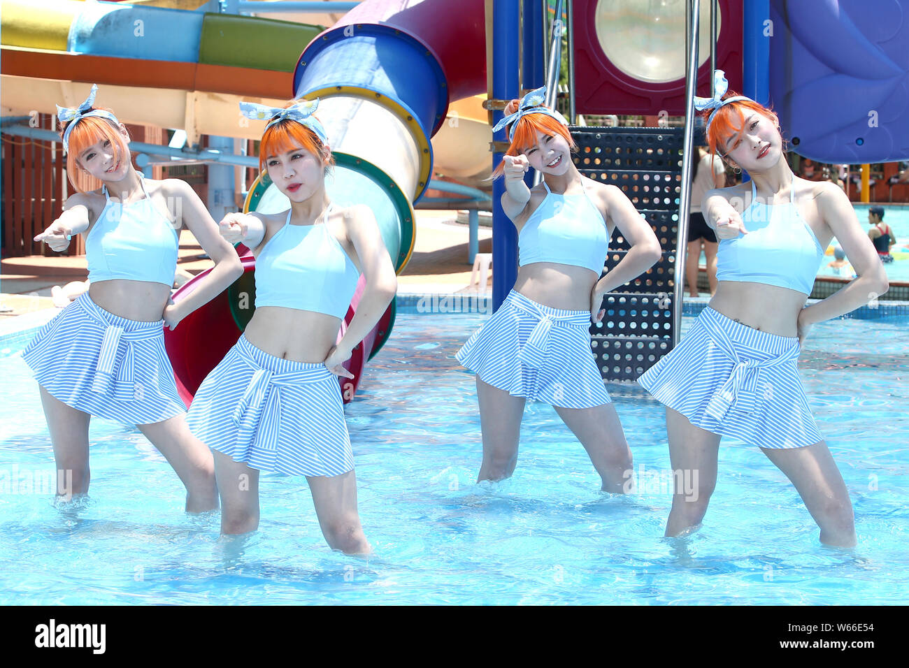 **TAIWAN OUT**Members of Malaysian girl group Amoi-Amoi attend a media ...