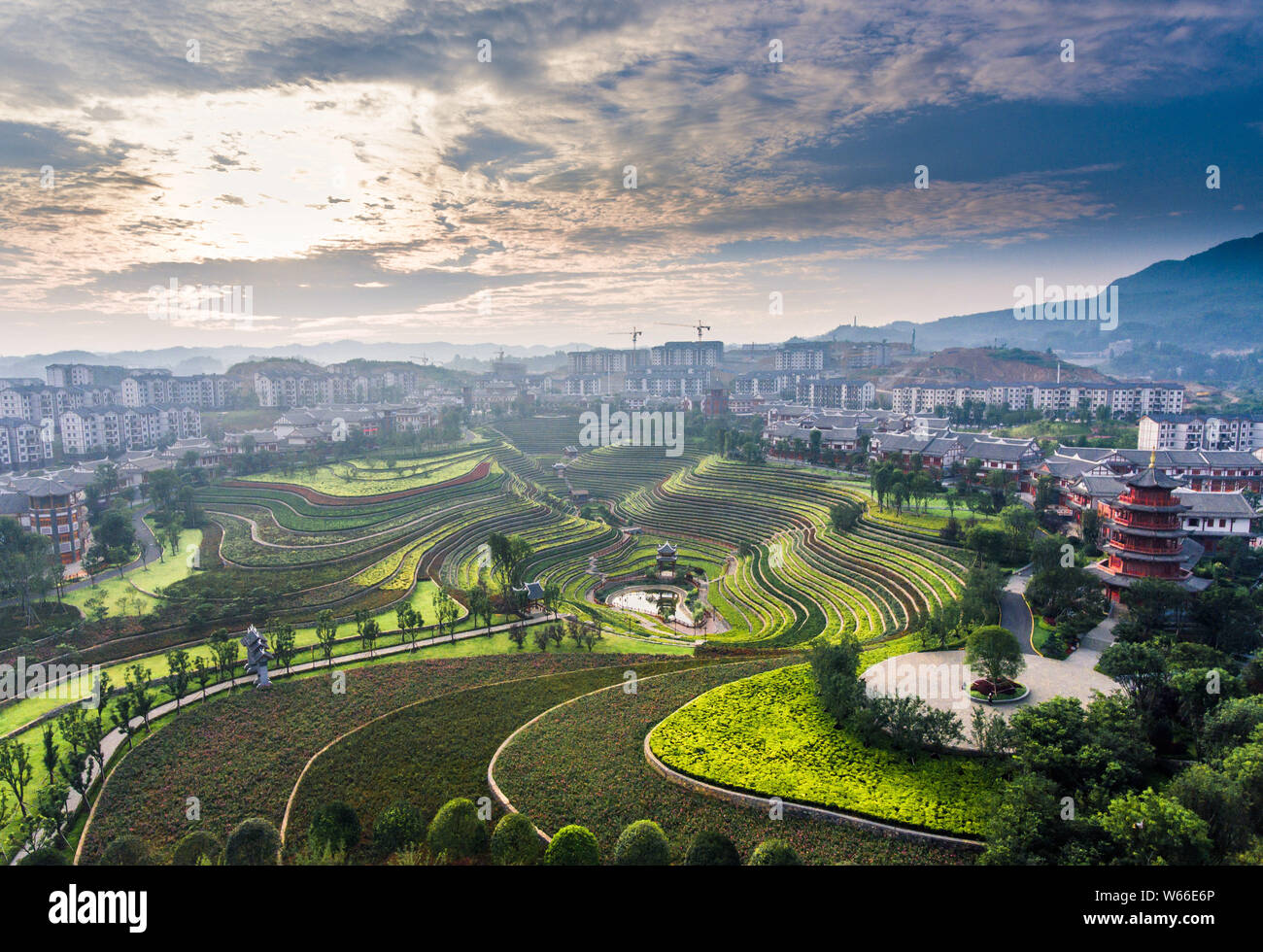 Shexiang hi-res stock photography and images - Alamy