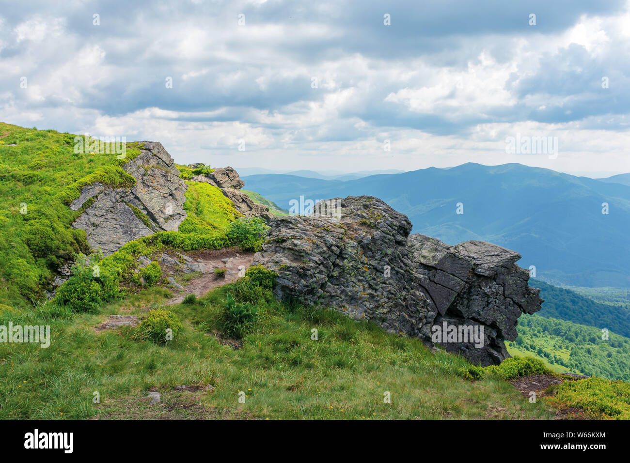 Rock scenery hi-res stock photography and images - Alamy