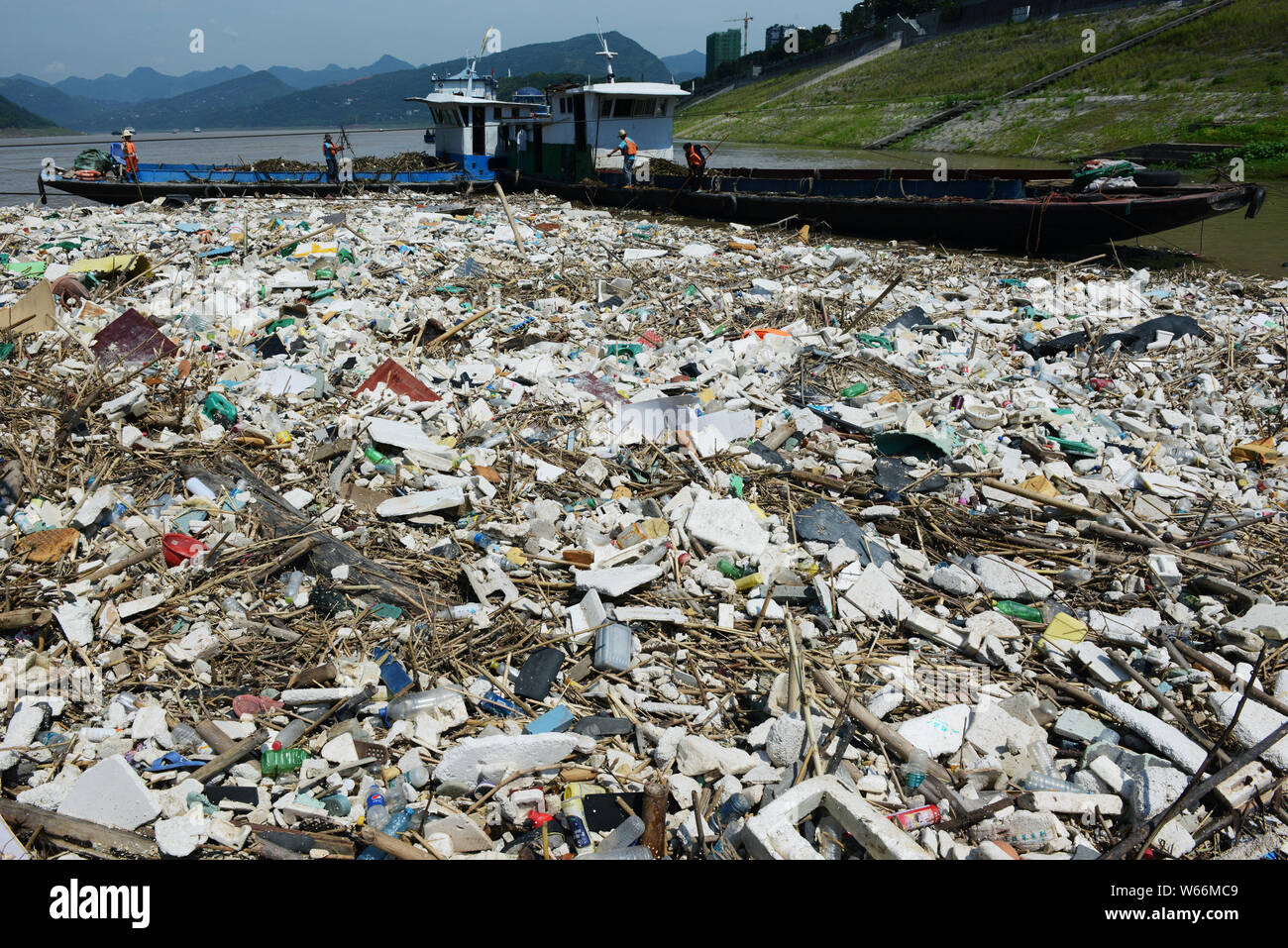 View of garbage floating on the Yangtze River in Yunyang county ...