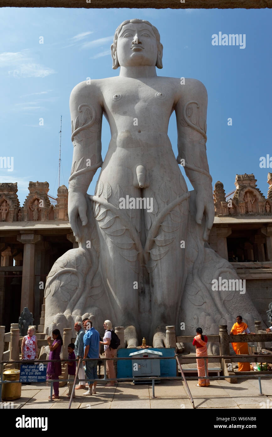 Gomateshwara Bahubali Shravanbelgola, Karnataka, India Stock Photo - Alamy