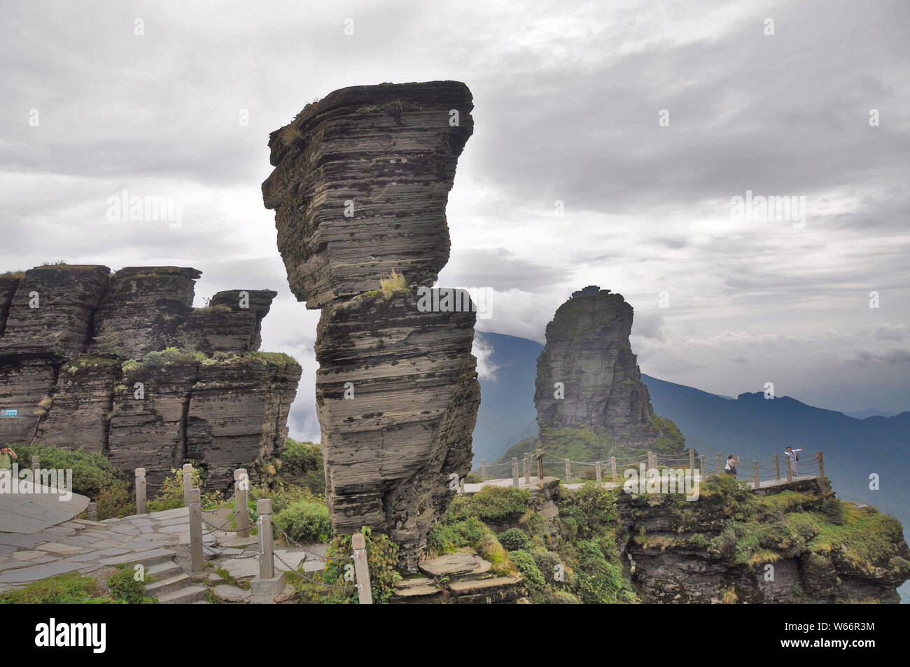 Mount fanjing hi-res stock photography and images - Alamy