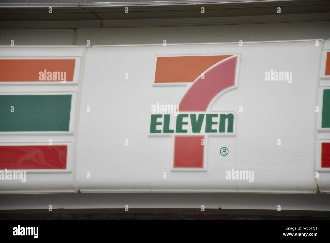 --FILE--View of a signboard of 7-Eleven convenience store in Shanghai ...