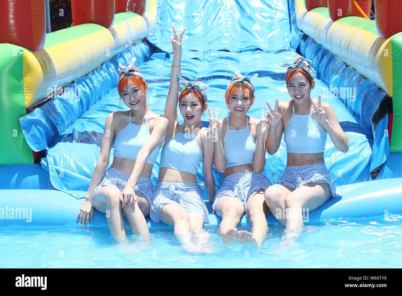 **TAIWAN OUT**Members of Malaysian girl group Amoi-Amoi attend a media ...