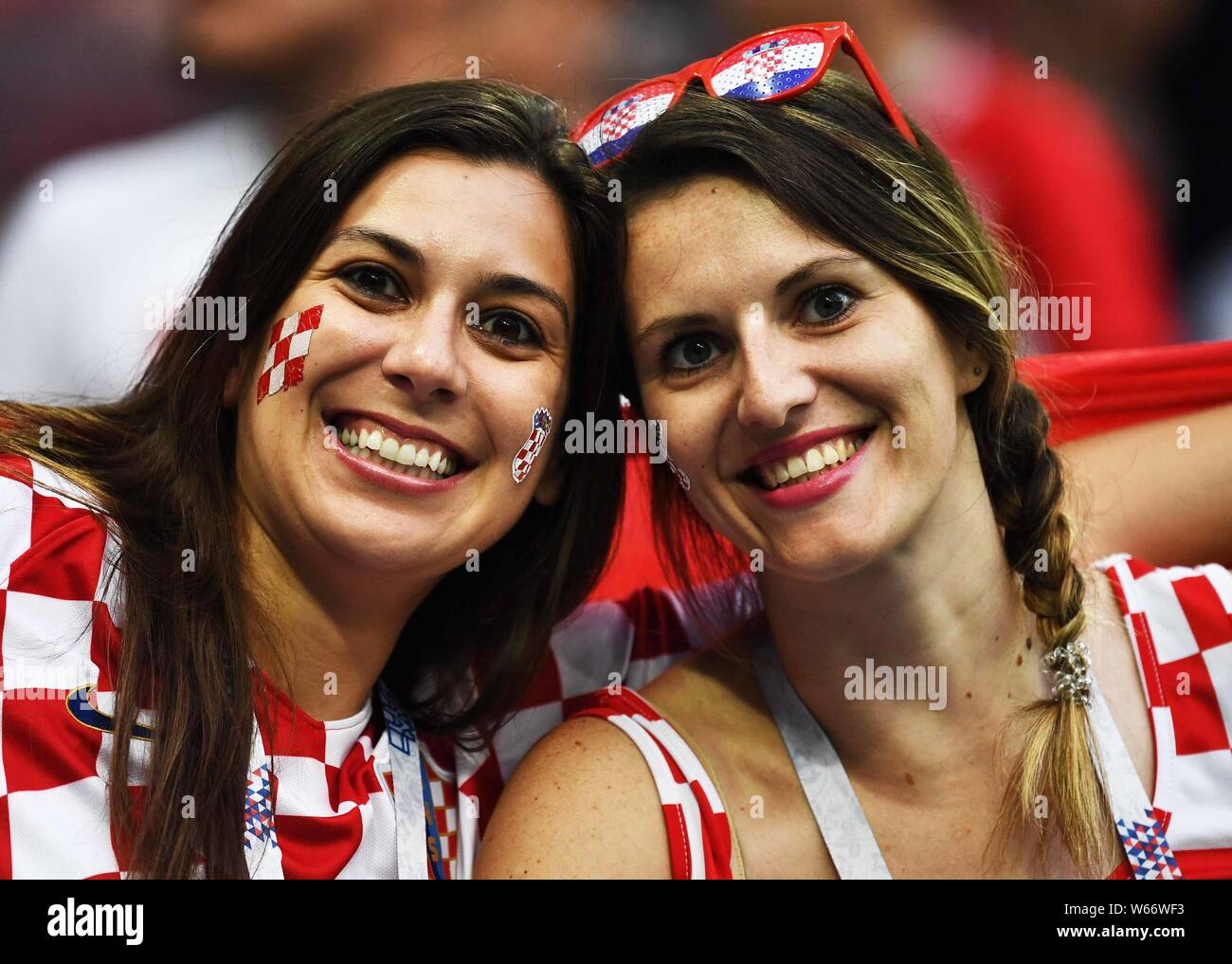 Female fans pose hi-res stock photography and images - Alamy