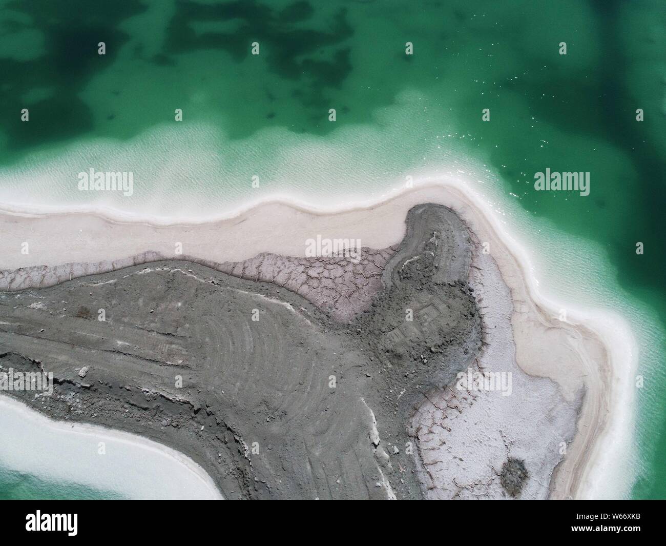 Aerial view of the Da Qaidam salt lake featuring the shape of emeralds ...