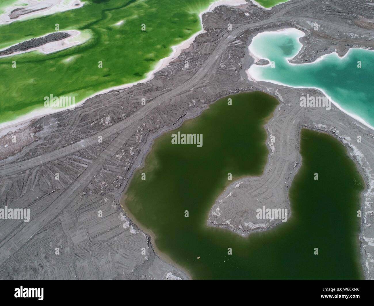 Aerial view of the Da Qaidam salt lake featuring the shape of emeralds ...