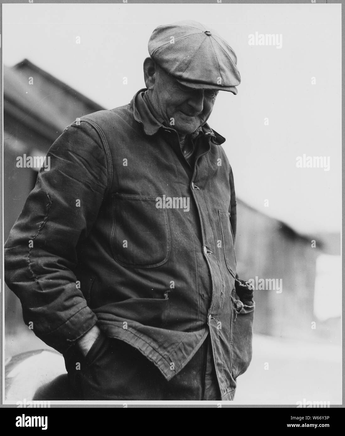 Poor shape hi-res stock photography and images - Alamy