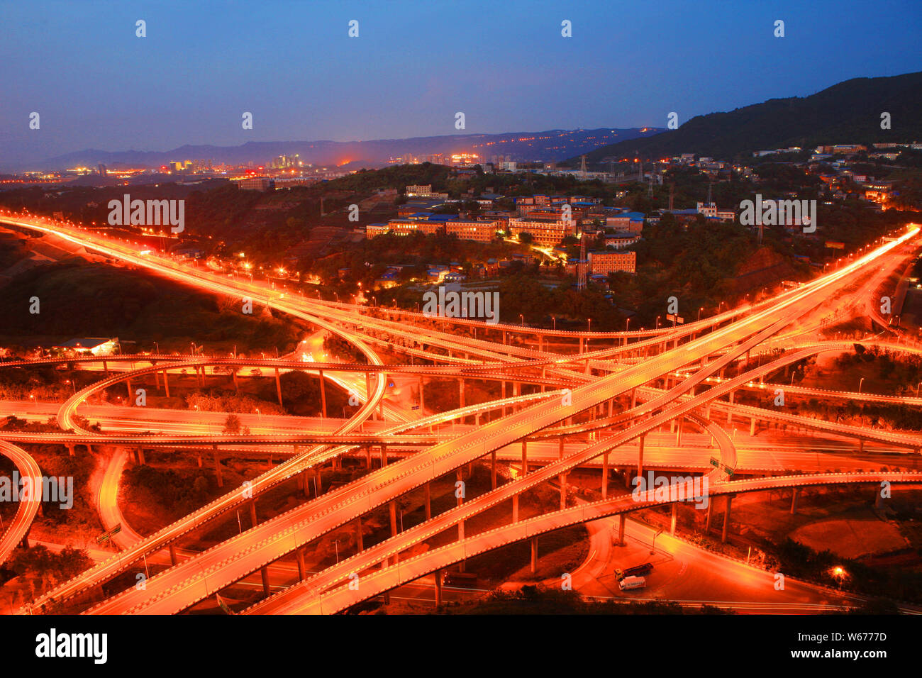 Scenery of the five-level Huangjuewan Overpass, the world's "most ...
