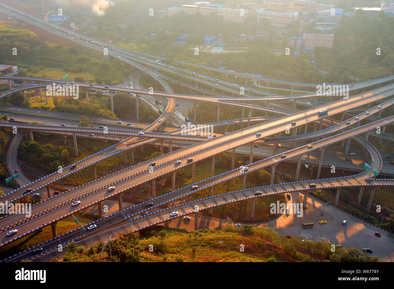 Scenery of the five-level Huangjuewan Overpass, the world's "most ...