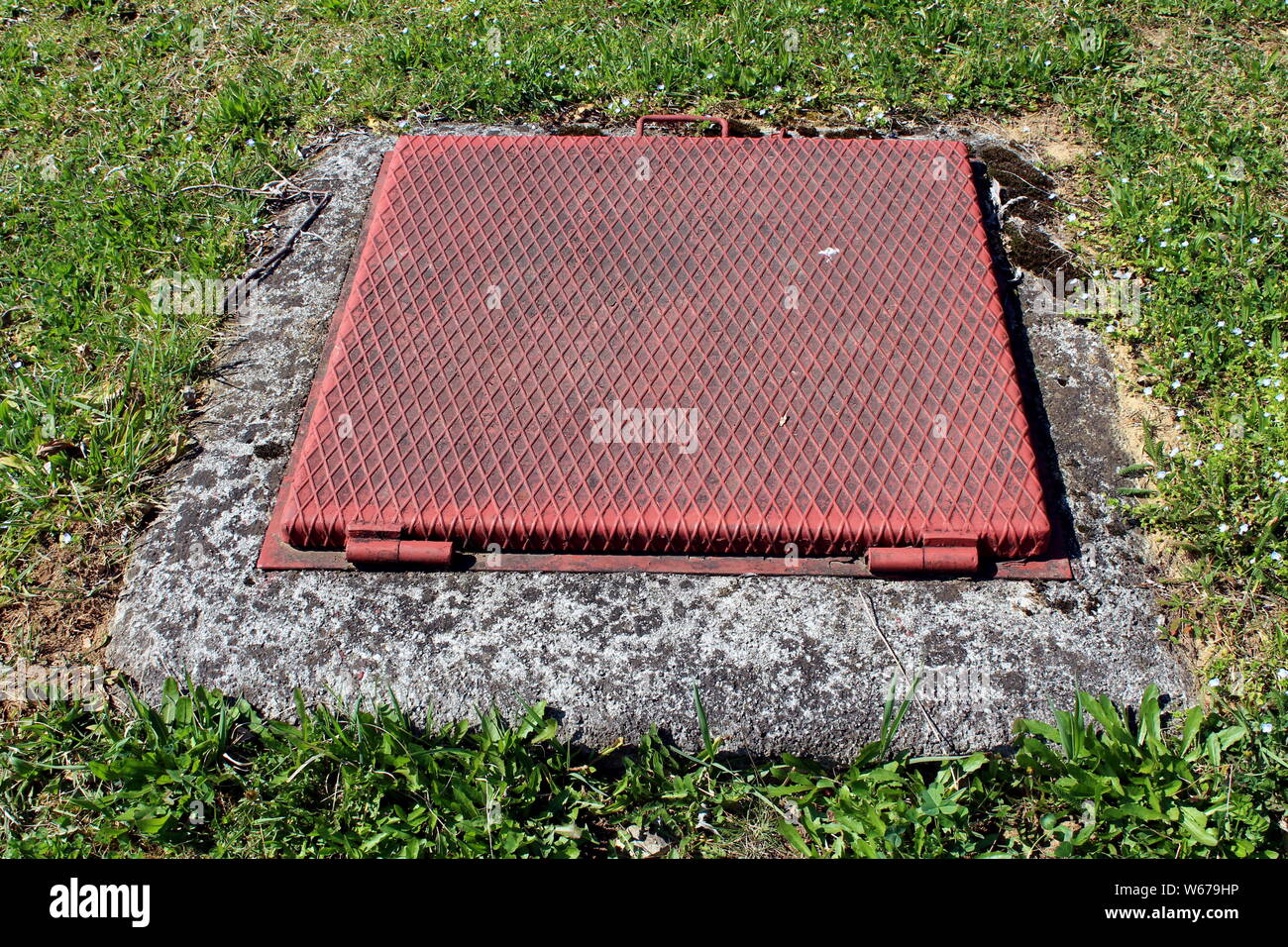 Manhole Top View High Resolution Stock Photography and Images - Alamy
