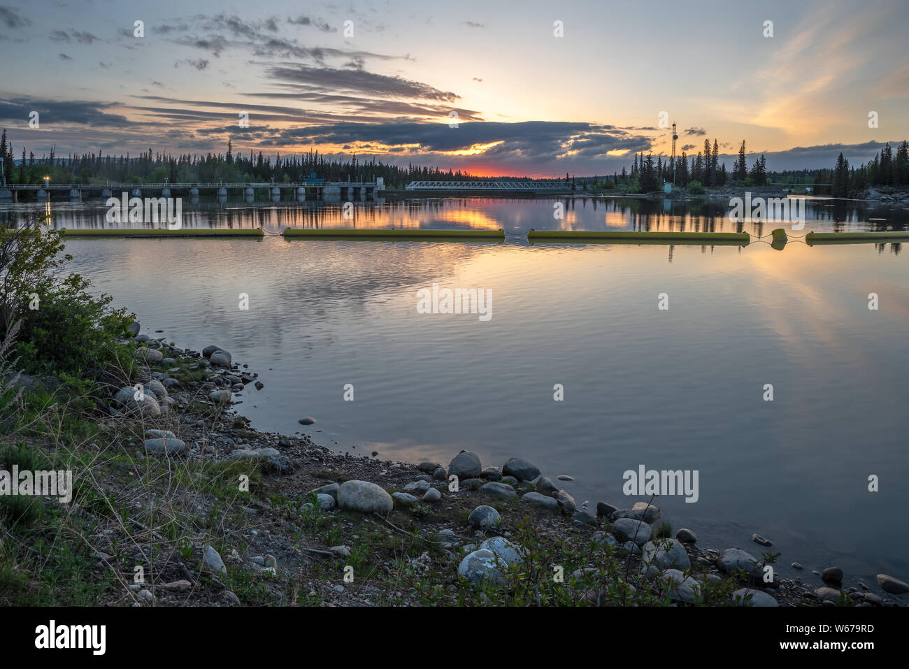 Alberta canada kananaskis dam hi-res stock photography and images - Alamy
