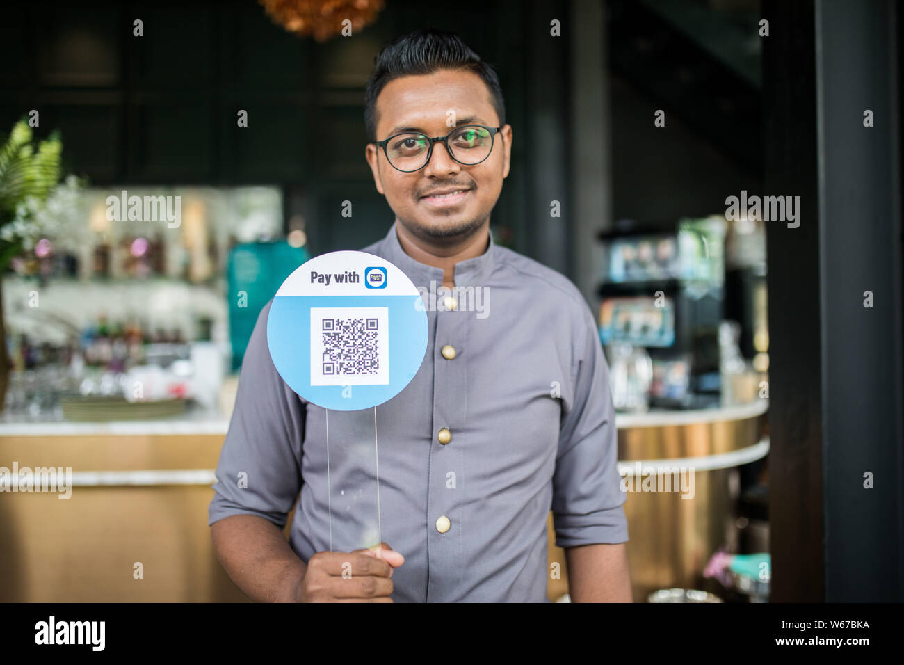 Faciliate hi-res stock photography and images - Alamy