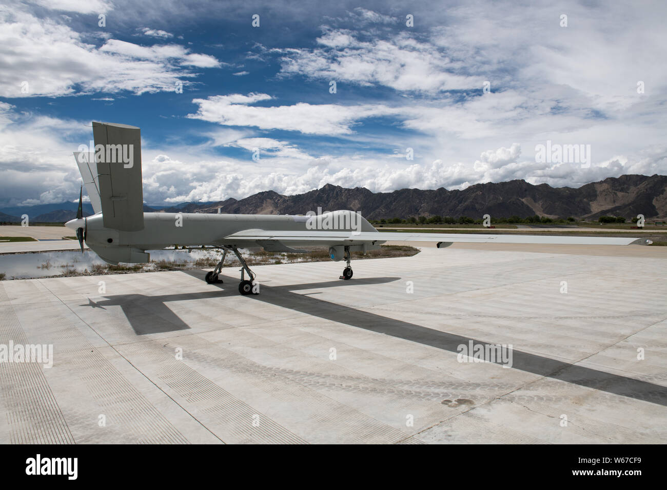 Ch 4 rainbow hi-res stock photography and images - Alamy