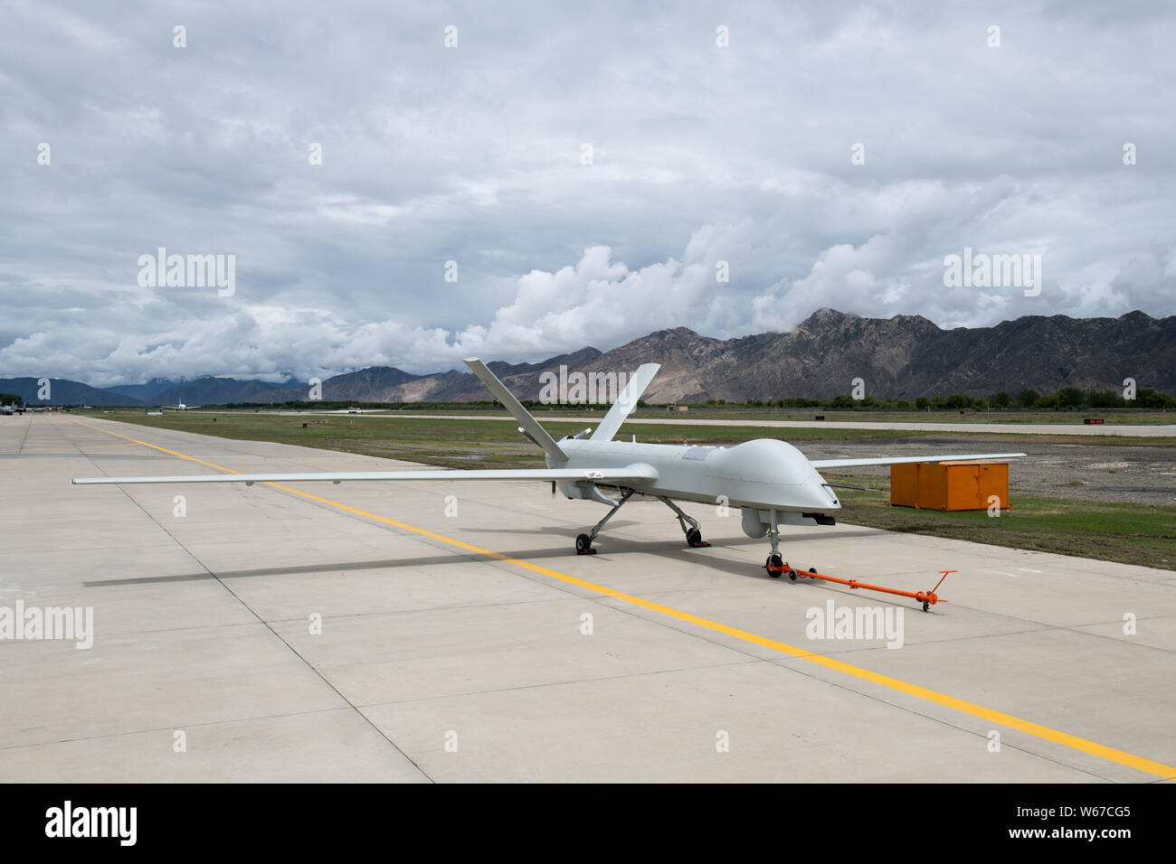 Ch 4 rainbow hi-res stock photography and images - Alamy